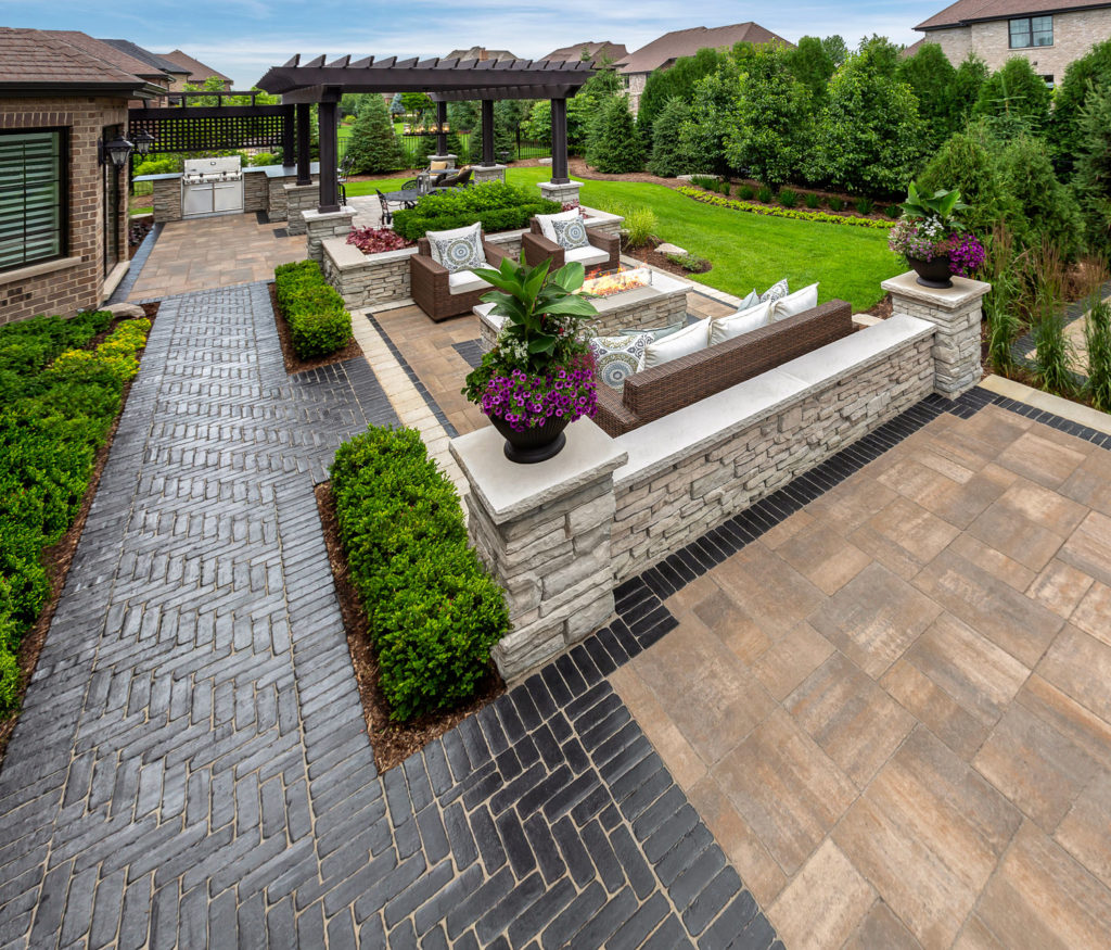 Outdoor Living and How to Achieve It